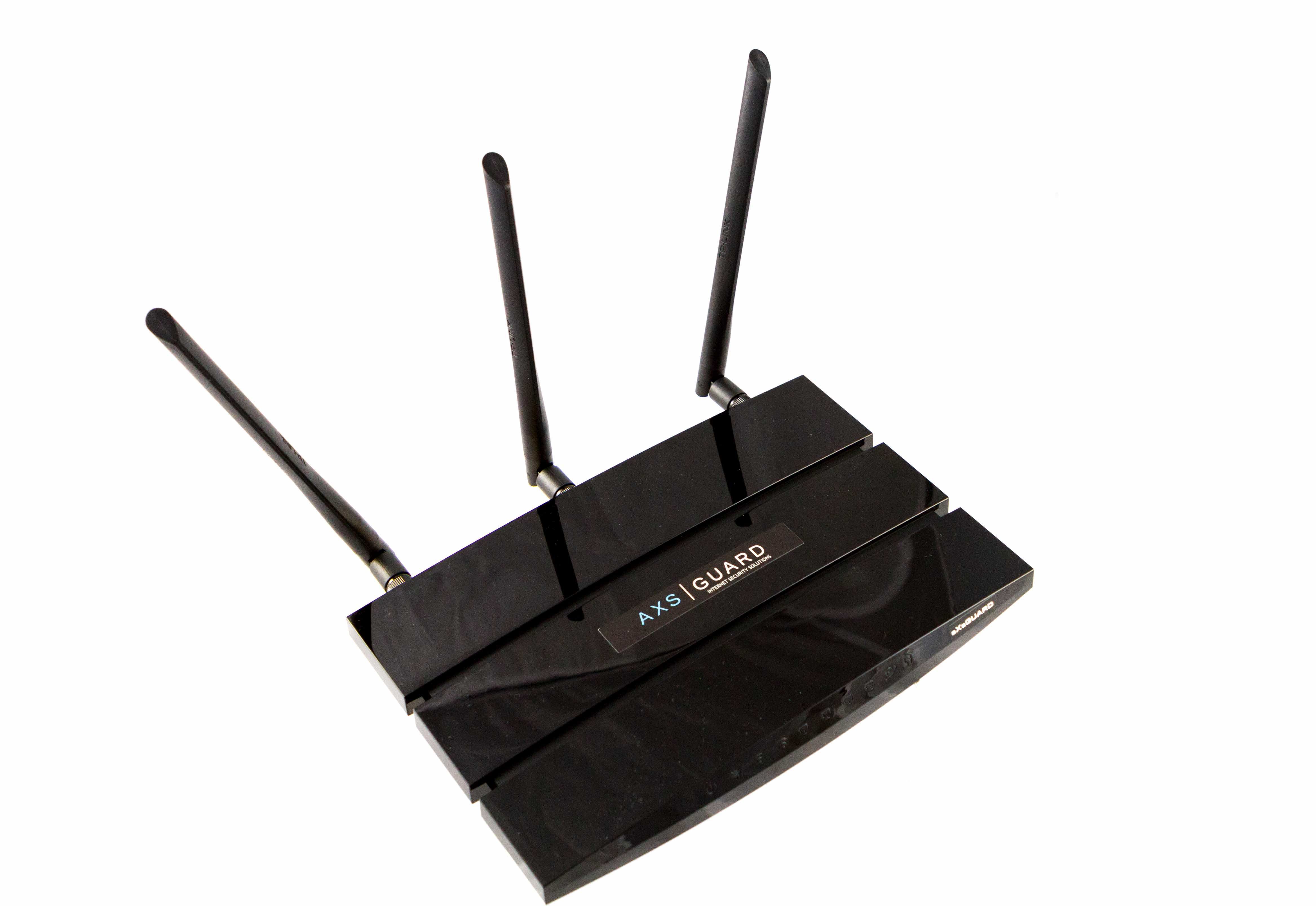 A secure VPN connection to the corporate network with PAX